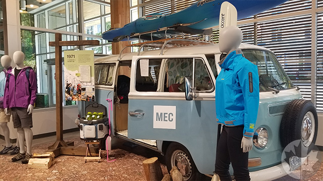 アウトドアの老舗、MECが移転して初めて行ってきました。 | Canada With Japan